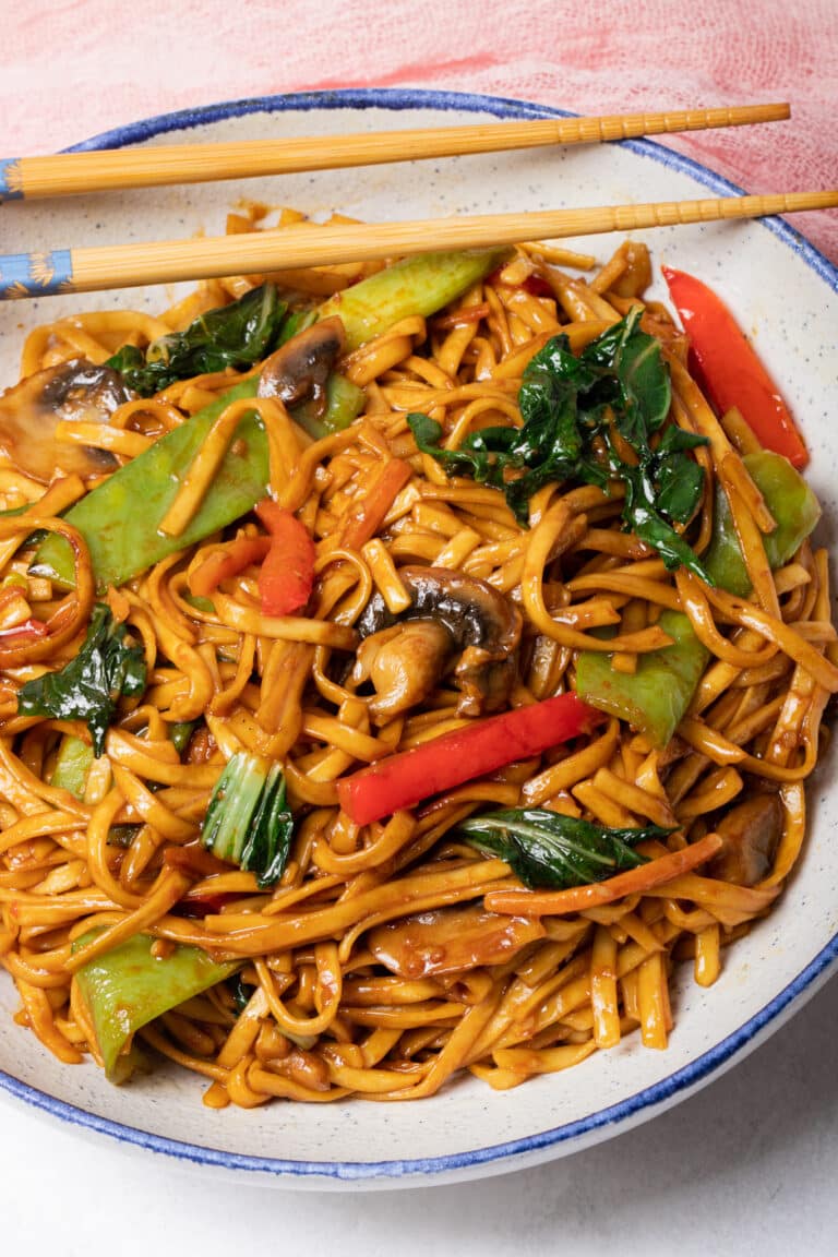 15 Minute Vegan Veggie Lo Mein - Entrees - ZardyPlants