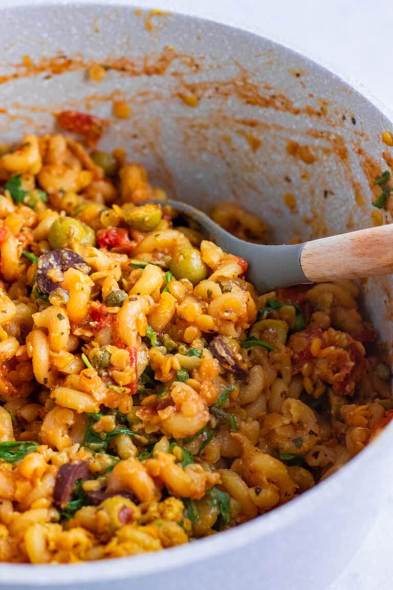 Vegan Puttanesca Pasta - Vegan and Oil-free Recipes - ZardyPlants