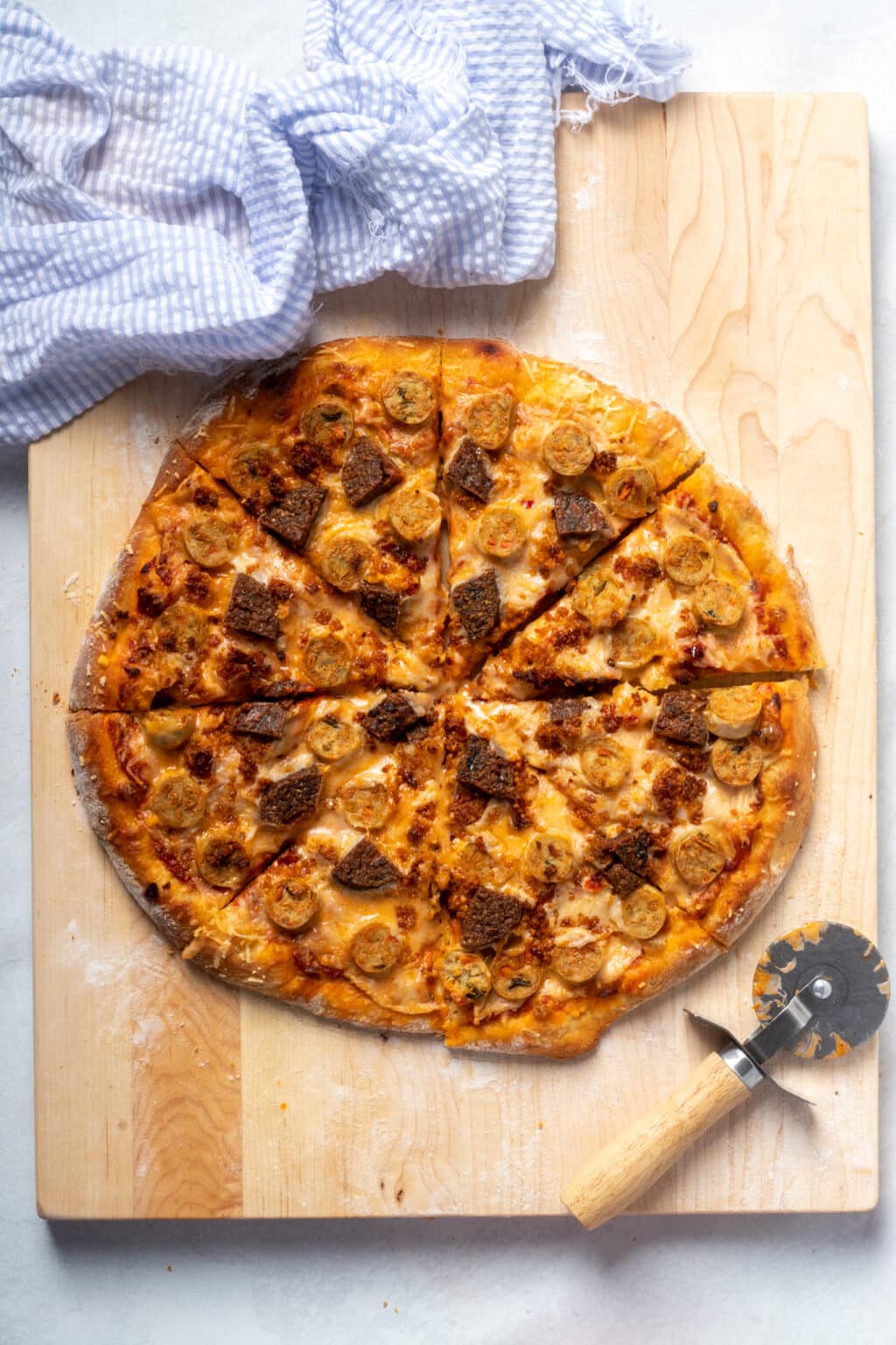 Vegan Meat Lover’s Pizza Featuring Big Mountain Foods! - ZardyPlants