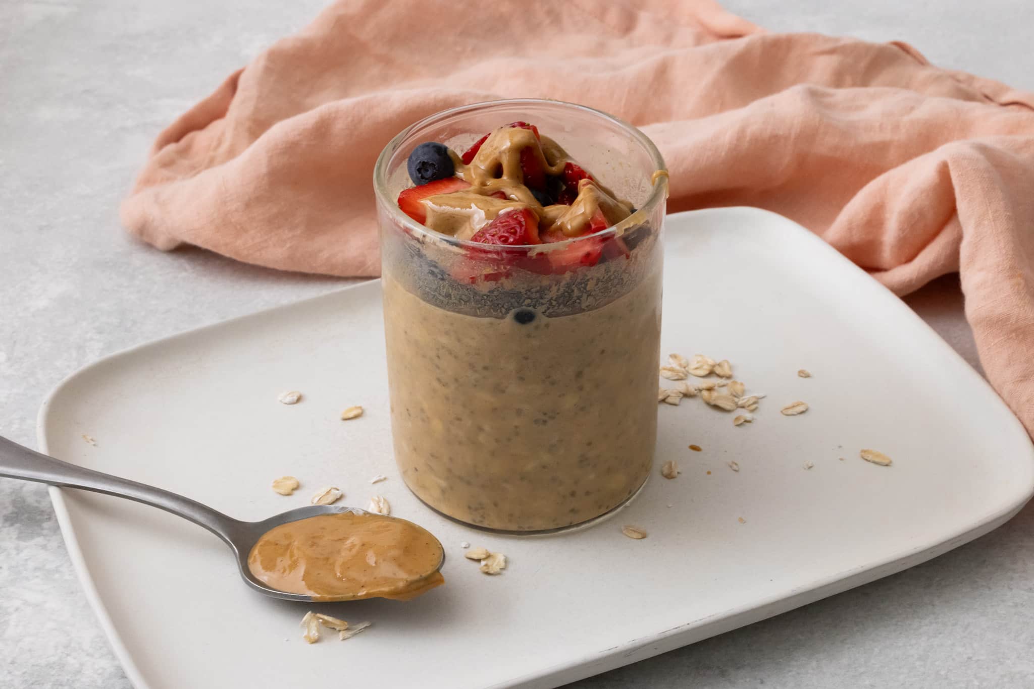 Peanut Butter Overnight Oats (Easy and High Protein) - ZardyPlants